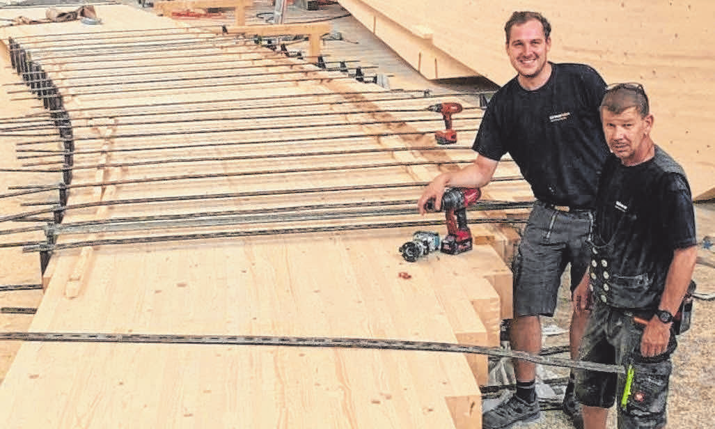 Statik, Konstruktion, Fertigung oder Lieferung von Sonderbauteilen bietet Holzbau Gröber ...