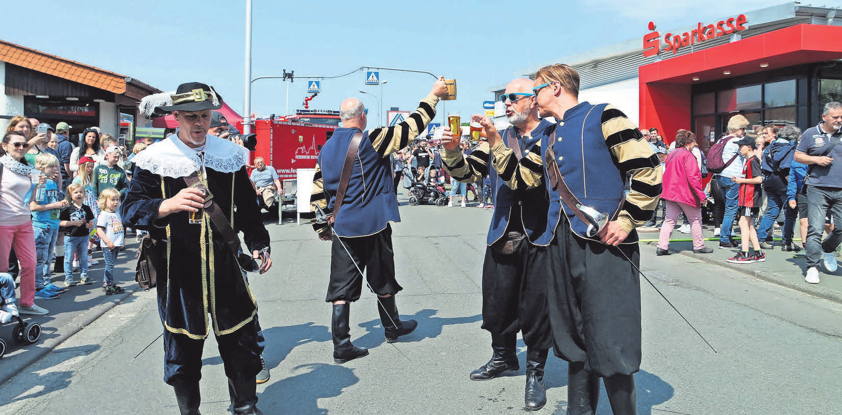 Vielfältiges Angebot an Kunsthandwerk, Dekorationsartikeln und ...