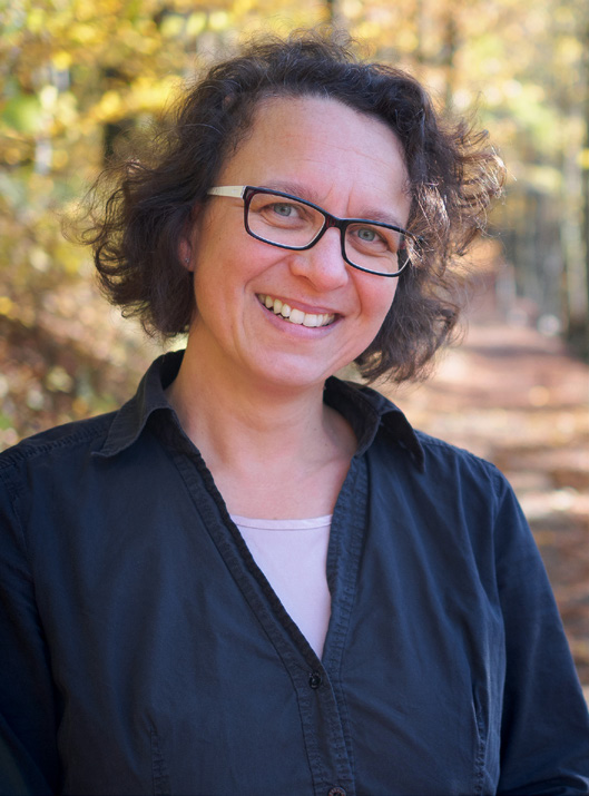 Elvira Schlott ist aus Schönkirchen in die Gemeinde am Vieburger Gehölz ...