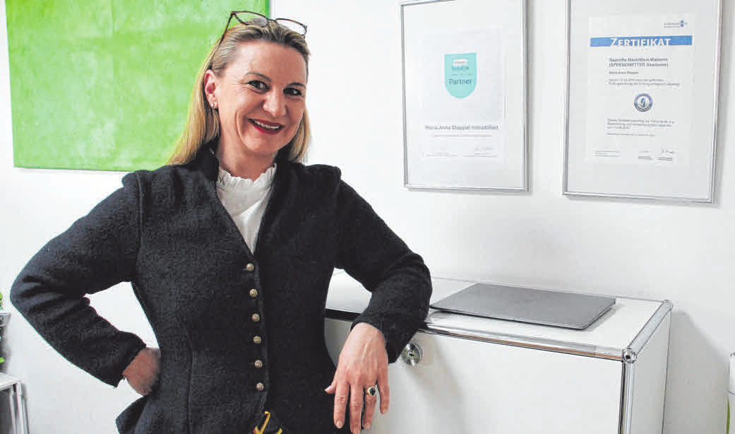 Zahnärztin Kathrin Netzband, Sarah Illerhaus, Claudia Minuth und ...